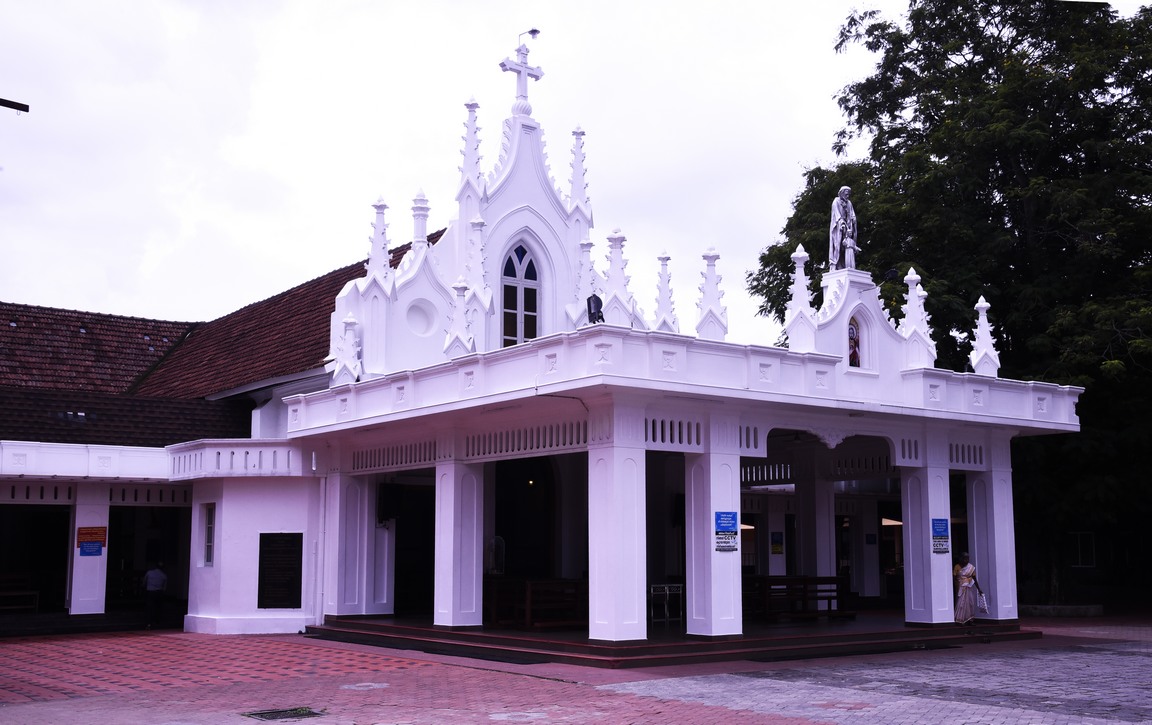 Church Night View – St Joseph Chruch & St Jude Shrine Thevara